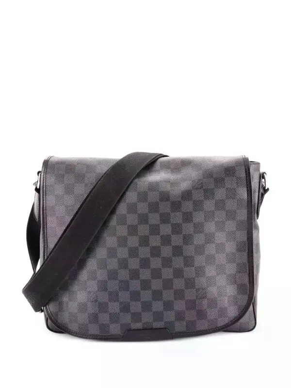 LOUIS VUITTON Daniel Messenger Bag Damier Graphite Mm Crossbody Bag - Black