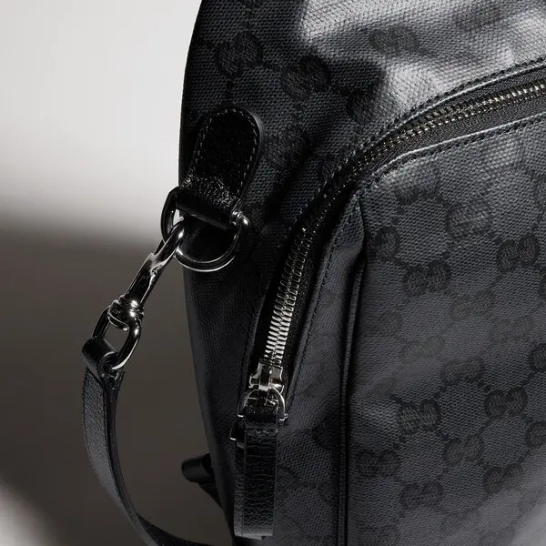 Gucci Essence Classic Sling Bag