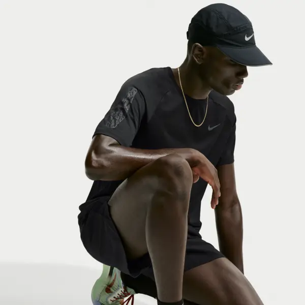 Nike Stride Dri-fit Winterized Short-sleeve Running Top