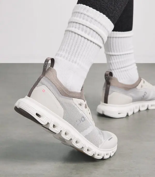 On Cloud Versa Trainers