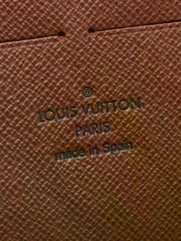 LOUIS VUITTON 2019 Monogram Zippy Wallet