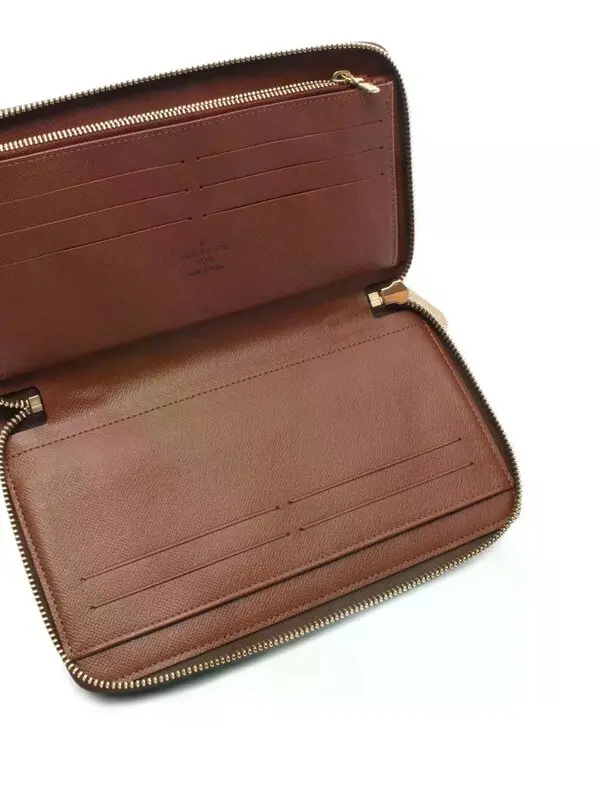 LOUIS VUITTON 2019 Monogram Zippy Wallet
