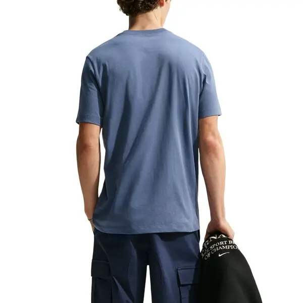 Nike Swoosh T-shirt