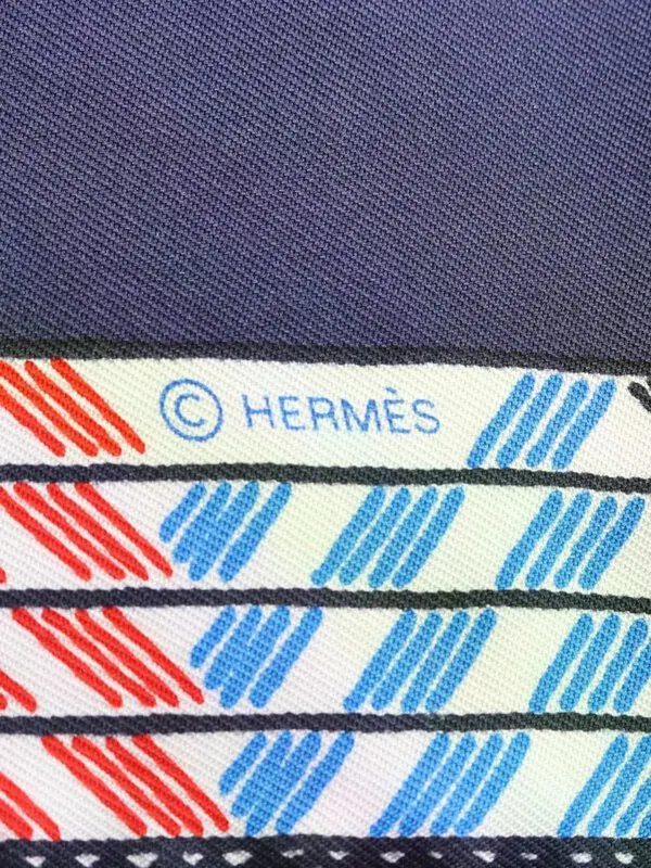 Hermès 2010s Favori Du Faubourg Scarf