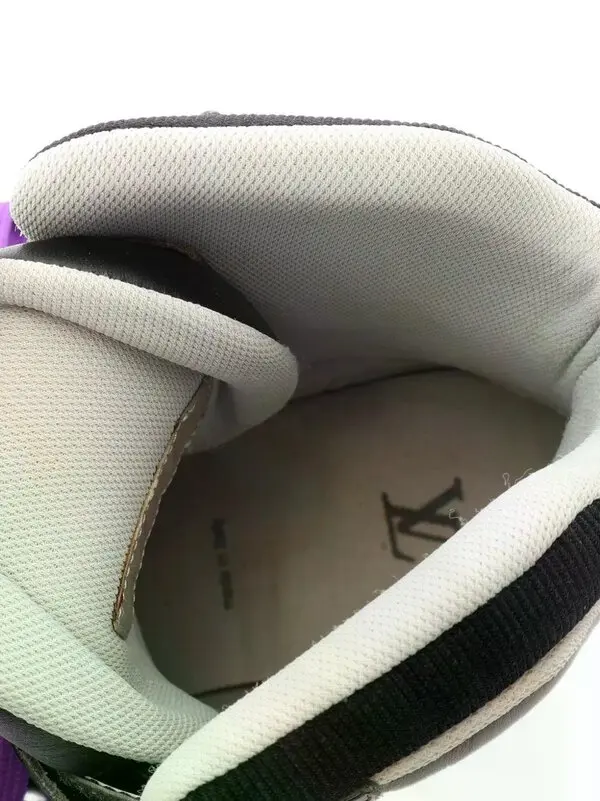 LOUIS VUITTON 2018 Trainer High-top Sneakers