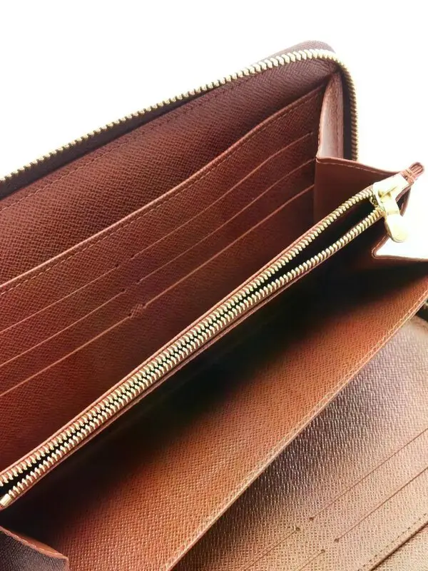 LOUIS VUITTON 2021 Monogram Zippy Wallet - Brown
