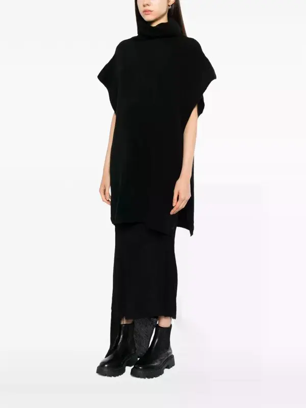 LEMURIA High-neck Sleeveless Sweater