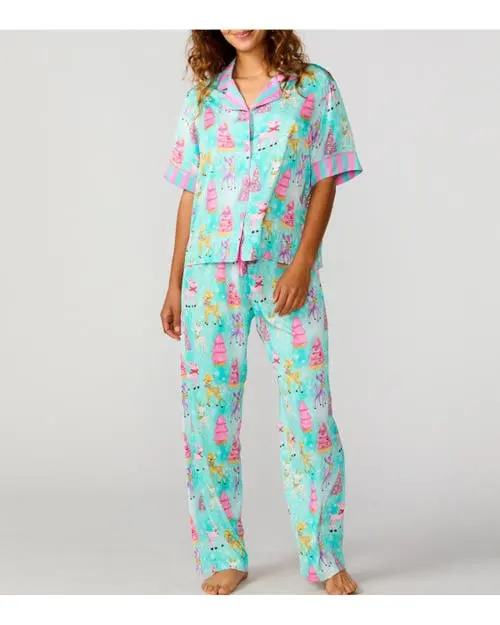 SUNSHINE SOCIETY Silky Prancer Short Sleeve Pant Set