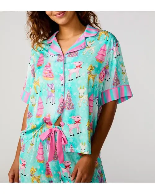 SUNSHINE SOCIETY Silky Prancer Short Sleeve Pant Set