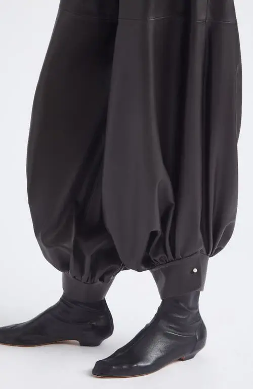 NACKIYE Seis Leather Pants