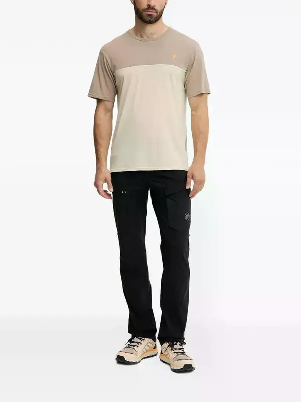 PEAK PERFORMANCE Trail Colour-block Logo-print T-shirt