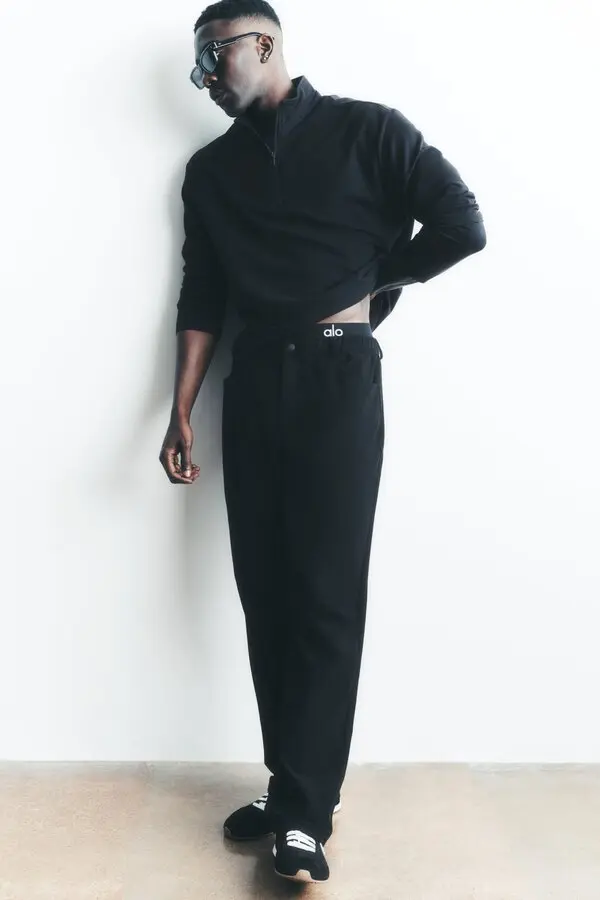 Alo Yoga Conquer Max 4 Pocket Pants - Black