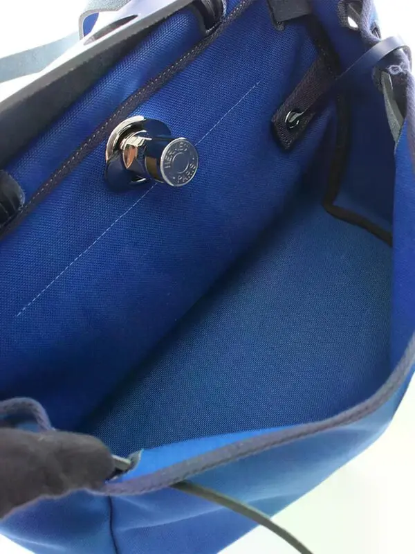 Hermès 2022 Toile Herbag Zip 31 Satchel - Blue