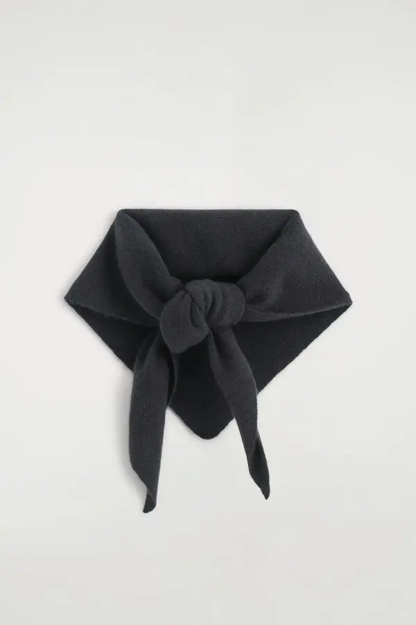 Cos Pure Cashmere Triangle Scarf - Navy