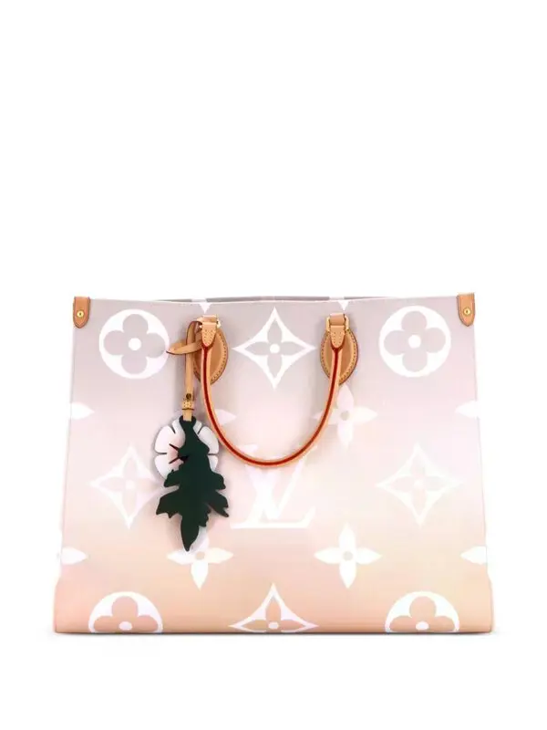 LOUIS VUITTON Onthego The Pool Monogram Giant Gm Tote Bag - Neutrals