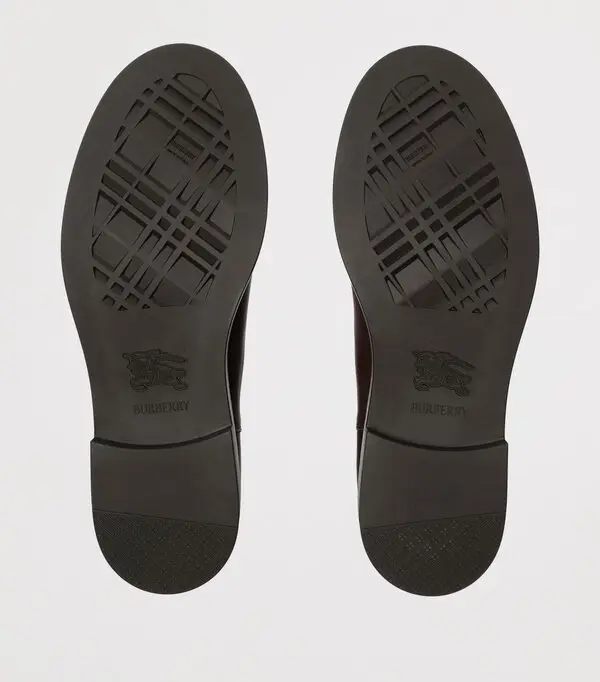 Burberry Leather Pembroke Chelsea Boots