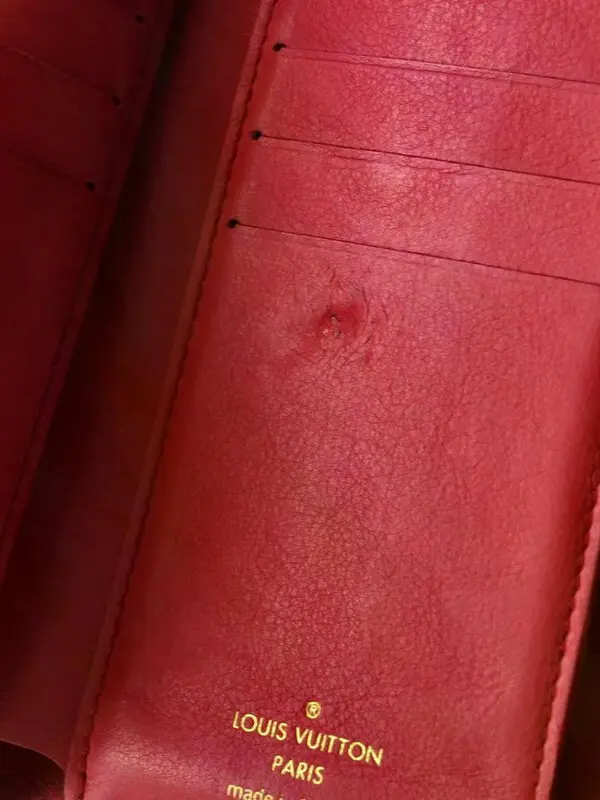LOUIS VUITTON Capucines Wallet Leather Compact Small Wallets
