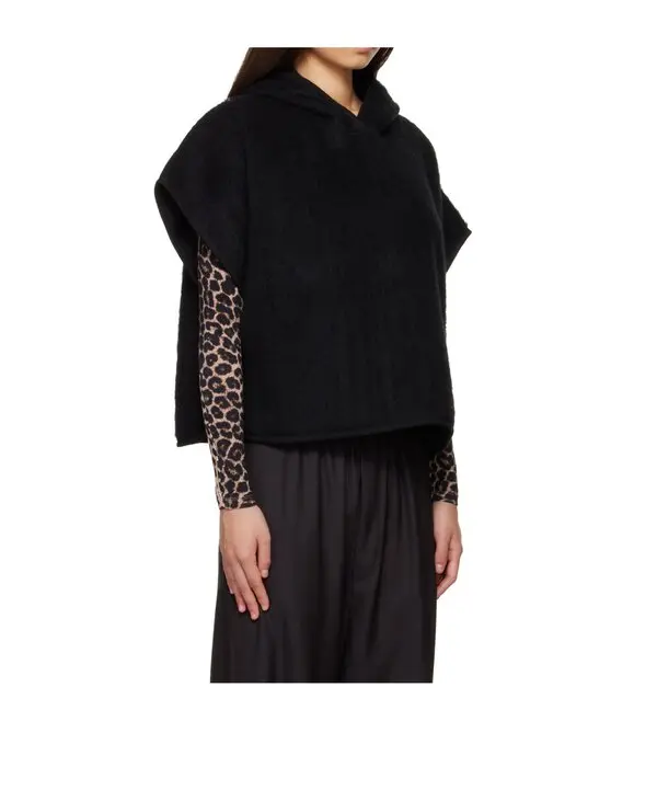 BASERANGE Hooded Vest