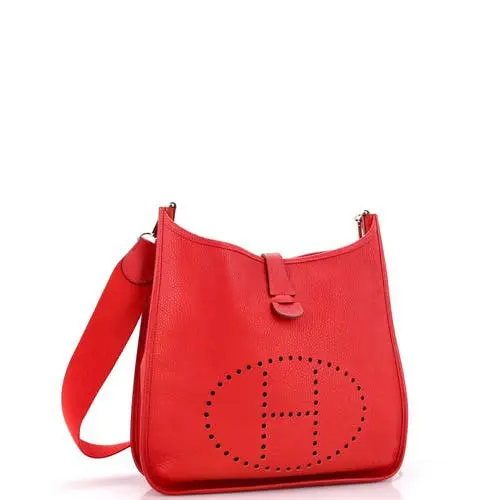 Hermès Evelyne Bag Gen Iii Clemence Gm - Red