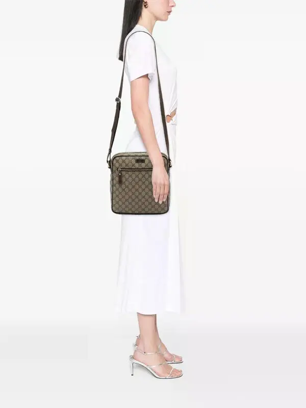 Gucci 2016-2026 Gg Supreme Crossbody Bag - Neutrals