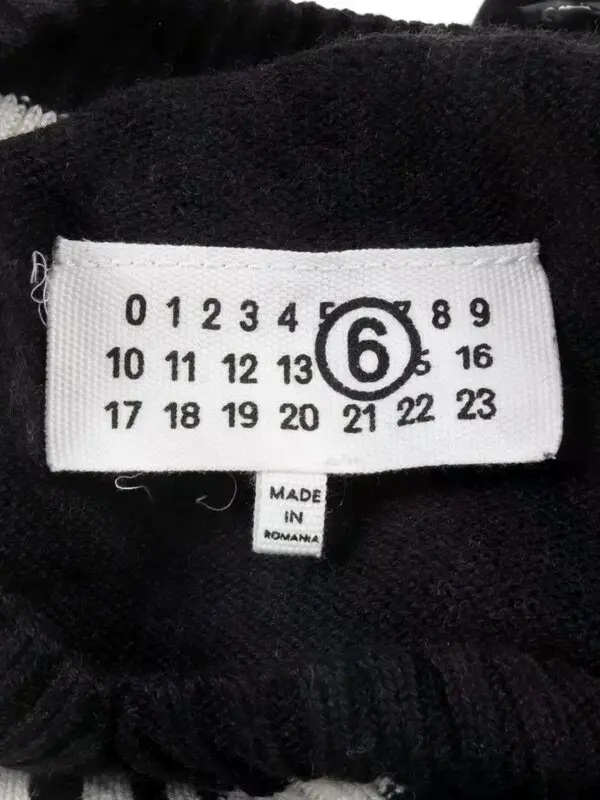 MAISON MARGIELA 2000s V-neck Knit Sweater