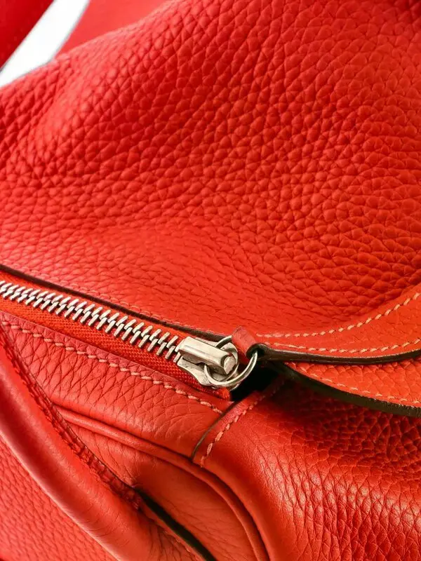 Hermès Lindy Bag Clemence 30 Shoulder Bag - Red