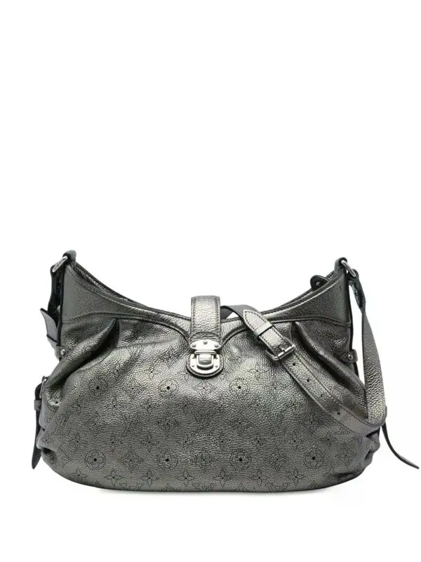 LOUIS VUITTON 2007-2020 Monogram Mahina Xs Crossbody Bag - Silver