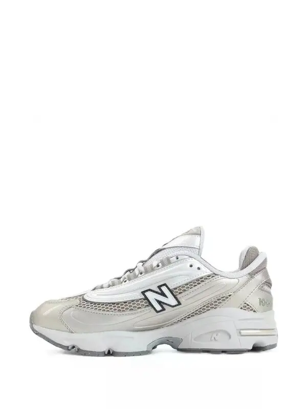 NEW BALANCE 1000 Sneakers