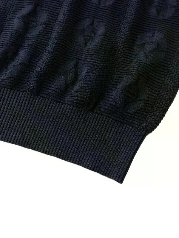 Shanghai Tang V-neck T-shirt