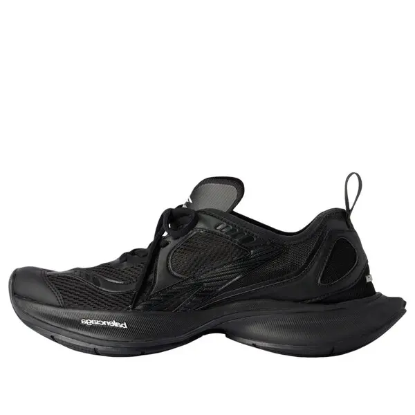 Balenciaga Circuit - Black