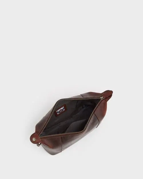 OSPREY LONDON The Brixton Leather Washbag