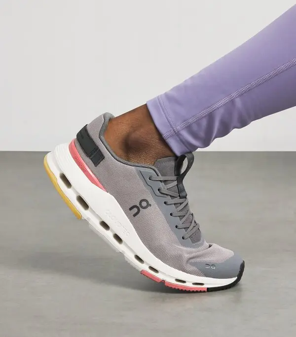 On Cloudnova Form 2 Trainers - Grey