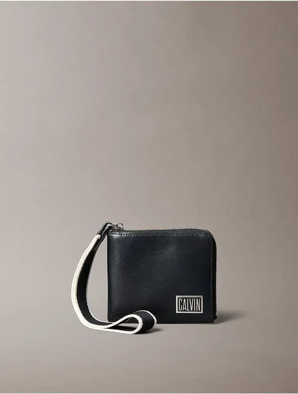 Calvin Klein Graphic Logo L-zip Pouch - Black
