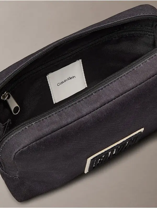 Calvin Klein Graphic Logo Pouch