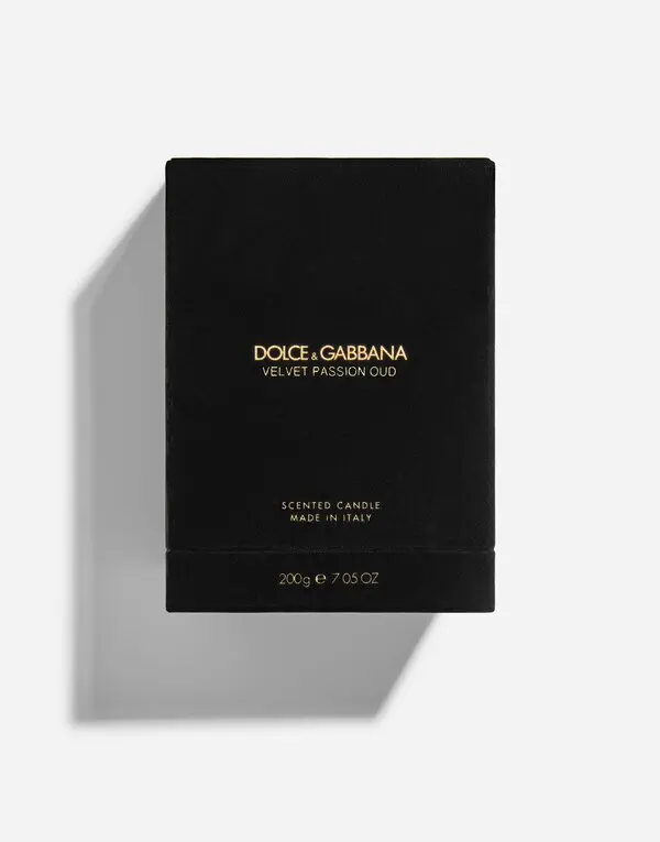 Dolce & Gabbana Velvet Passion Oud Scented Candle