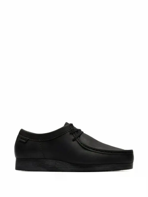 Clarks Wallaston Low Boots