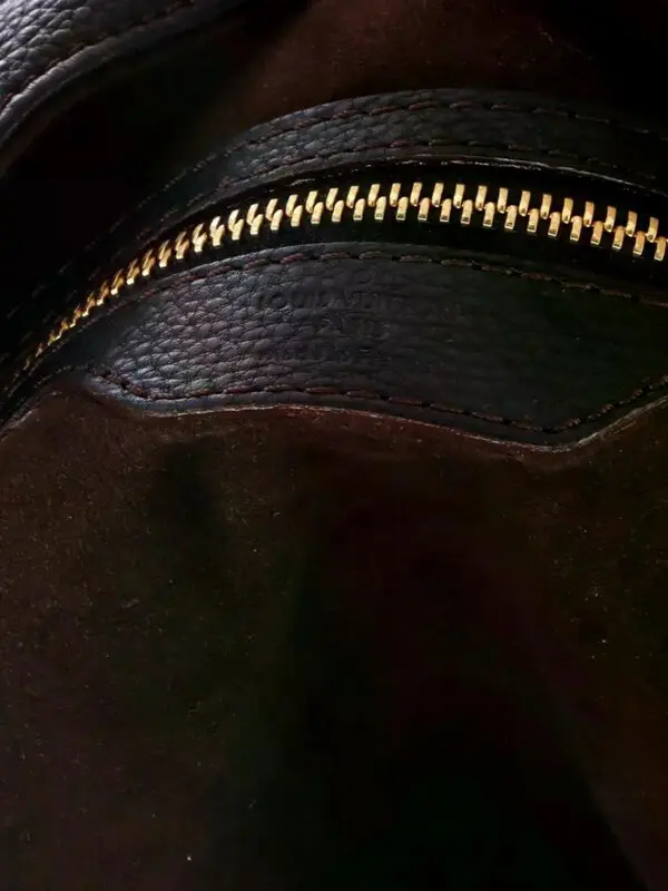 LOUIS VUITTON L Mahina Leather Hobo Bag