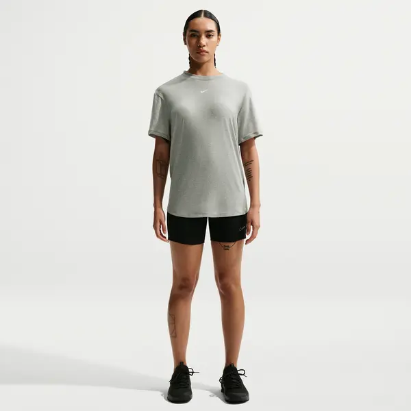 Nike One Relaxed Dri-fit Short-sleeve Top