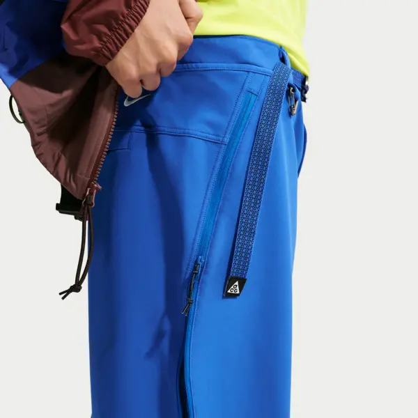 Nike Cloud Trekker Hiking Pants