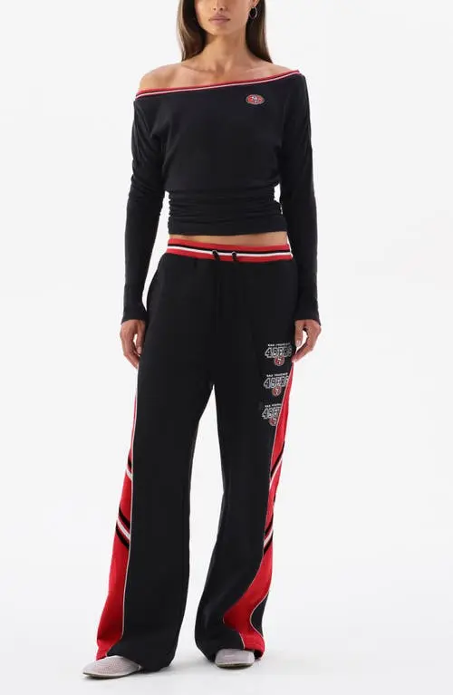 OFF SEASON Off The Shouldered Long Sleeve Top
