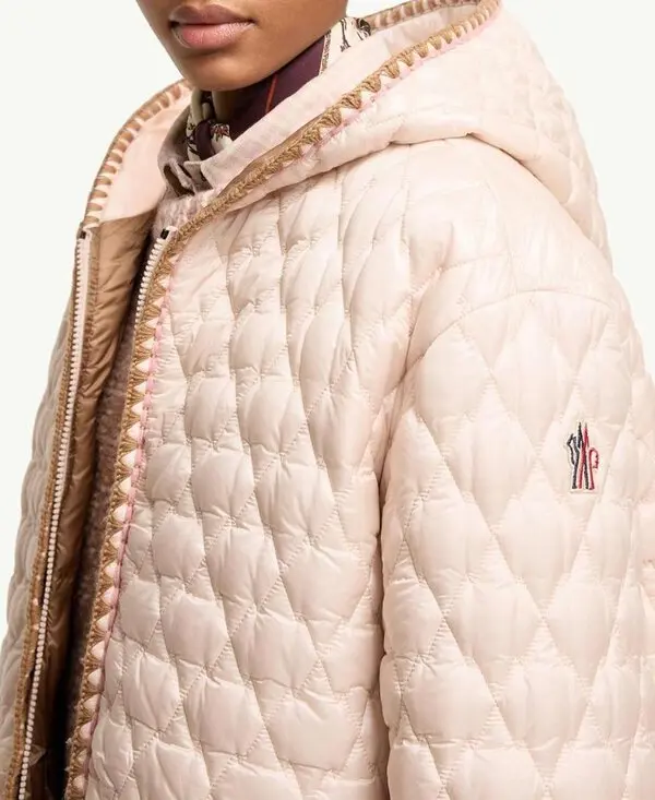 Moncler Valfassa Mountain Quilted Hooded Short Down Jacket