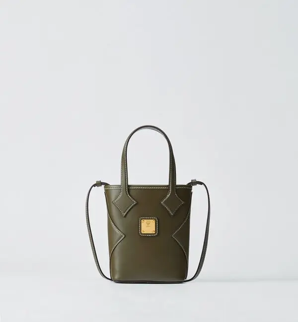 Mcm Dia Shopper In Nappa Leather - Beech