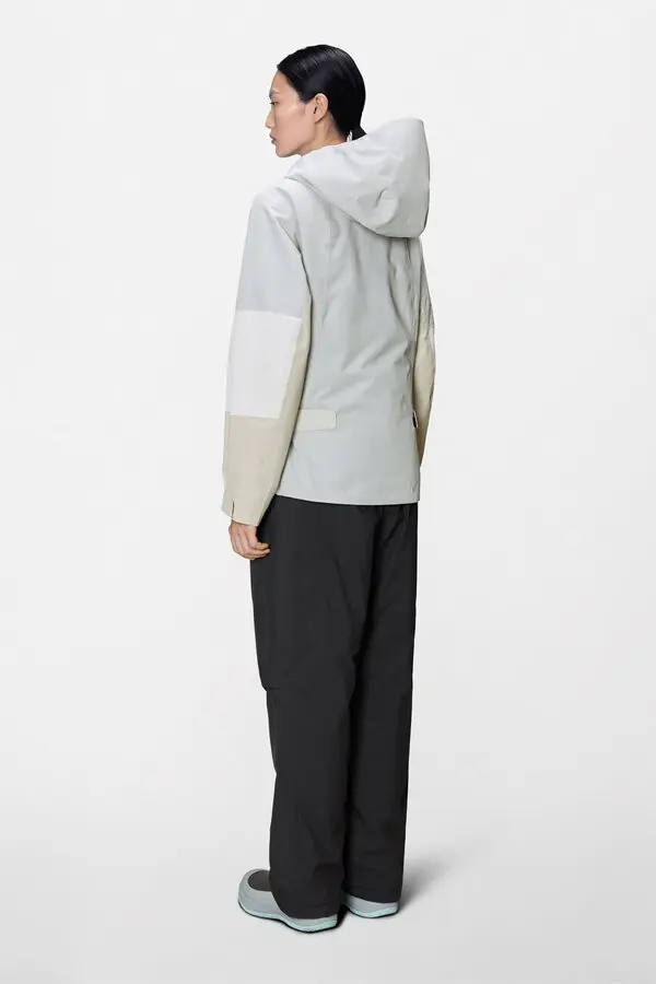 Rains Niseko Insulated W Jacket - Blizzard