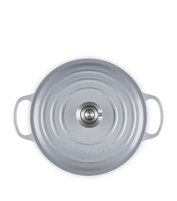 LE CREUSET Cast Iron Round Casserole Dish