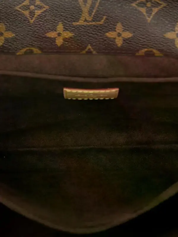LOUIS VUITTON 2016 Monogram Pochette Metis Satchel
