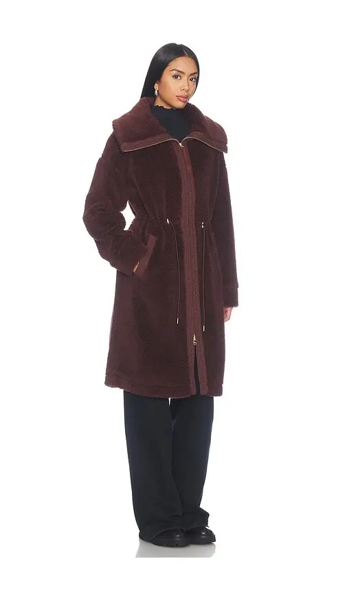 Varley Bennet Long Sherpa Coat In Brown