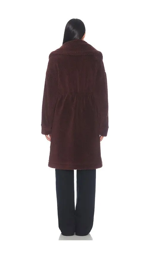 Varley Bennet Long Sherpa Coat In Brown
