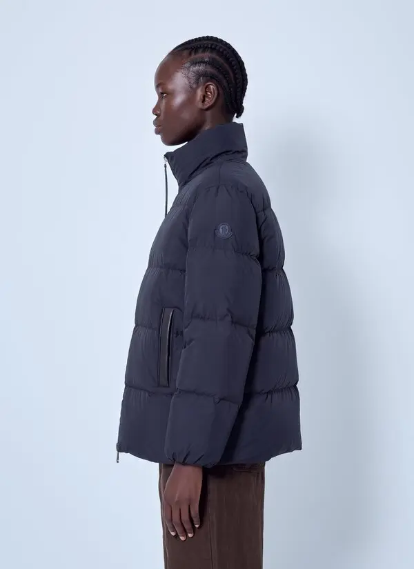 Moncler Vivantesse Short Down Jacket
