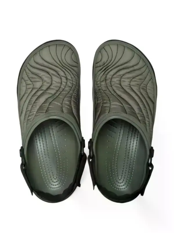 CROCS Classic Elevated Quilted Clogs
