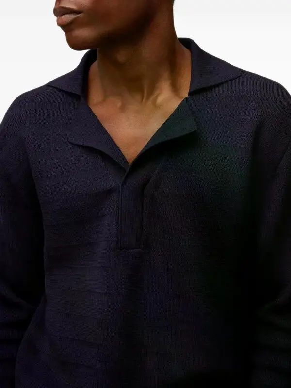 RETORI Long-sleeve Sweater
